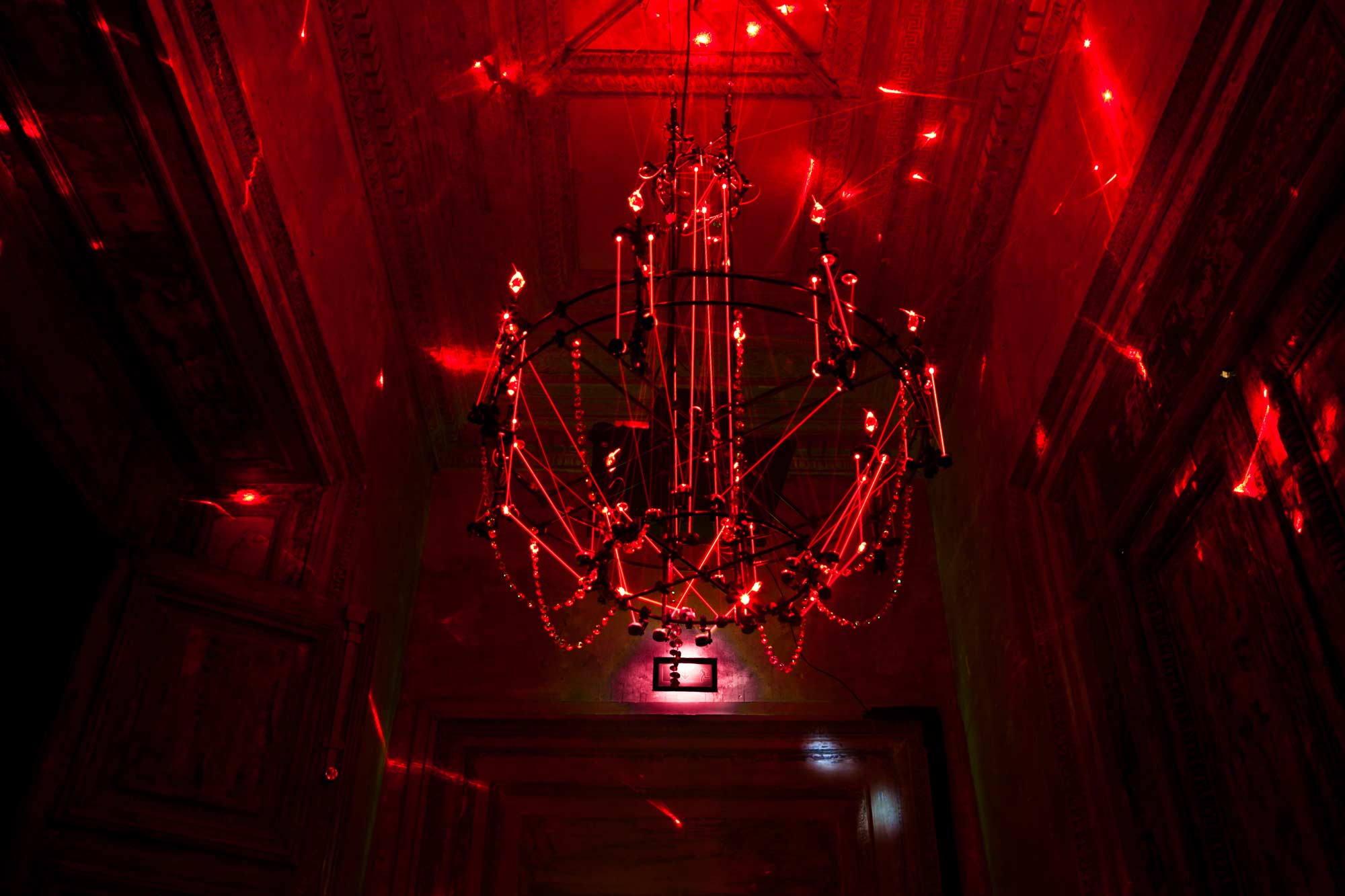 Lumières – Play of Brilliants – temeloy